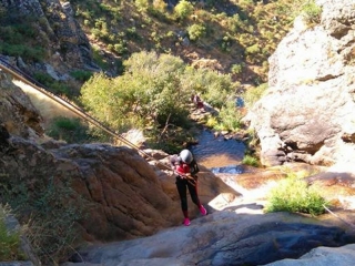 Ruta de barranquismo para niños en Somosierra, 3h desde $810 | Yumping