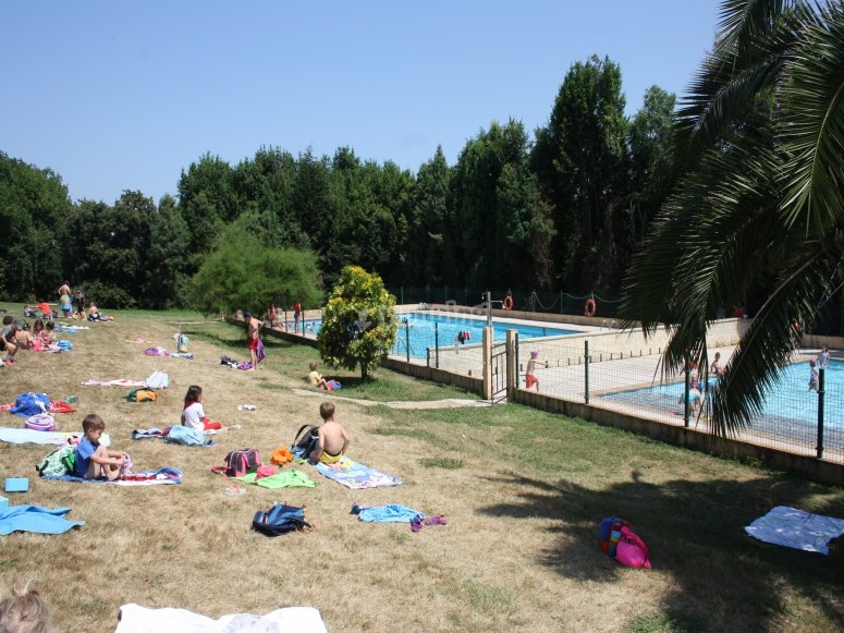 Huber y Ana animación, precios y reservas 2025 | Yumping