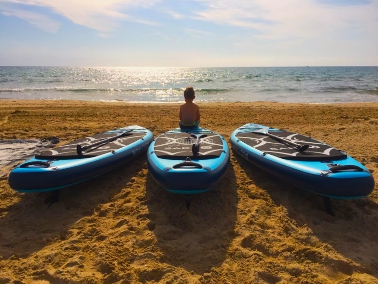 Renta equipo SUP playa de Mil Palmeras, 60 min desde $456 | Yumping