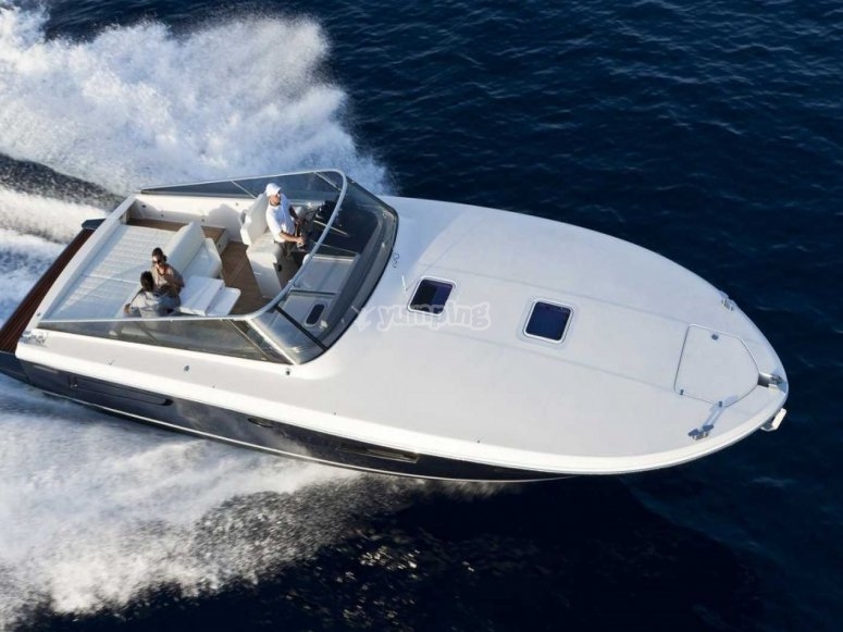 Magi Boat, precios y reservas 2025 | Yumping