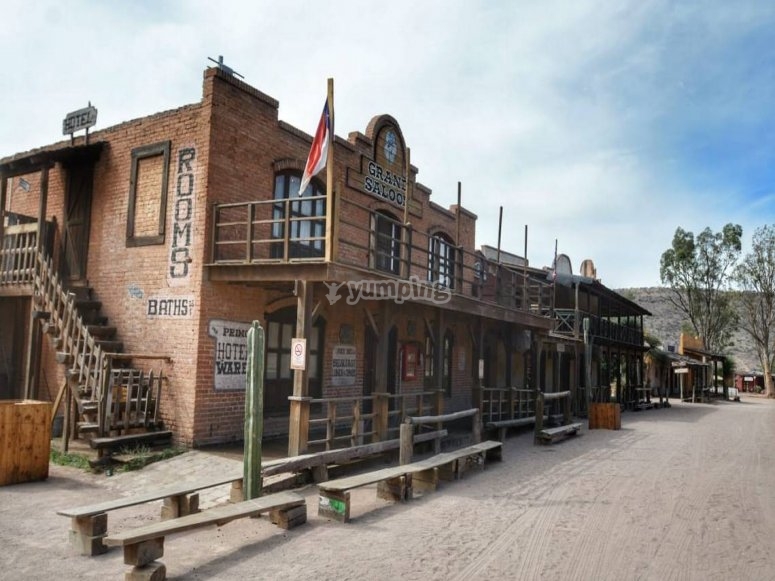 Tour al Paseo del Viejo Oeste en Durango 6 horas desde $750 | Yumping