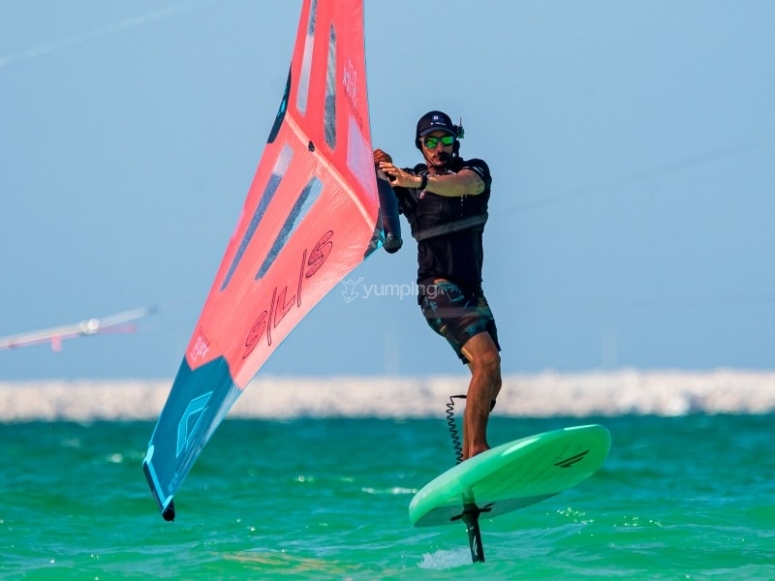 Clase privada de Windfoil en Progreso 120 minutos desde $3000 | Yumping
