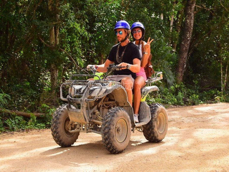 Tour en ATV, 6 tirolesas y nado en cenote en Tulum desde $1801 | Yumping